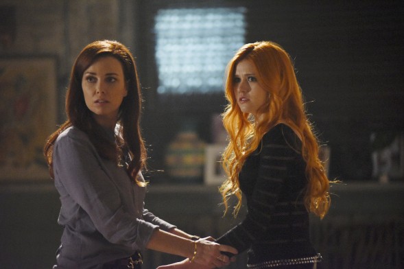 Recap: SHADOWHUNTERS Delivers a Magic Ginger in a Solid Start ...