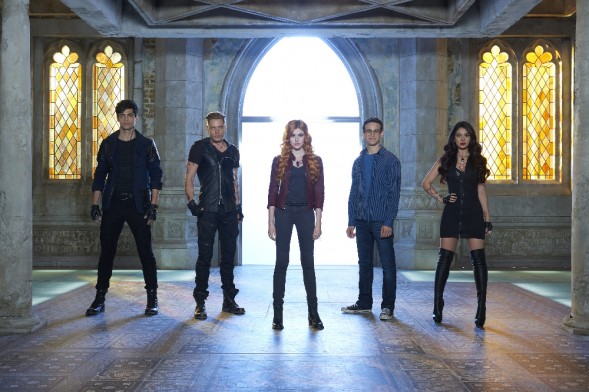 Recap: SHADOWHUNTERS Delivers a Magic Ginger in a Solid Start ...
